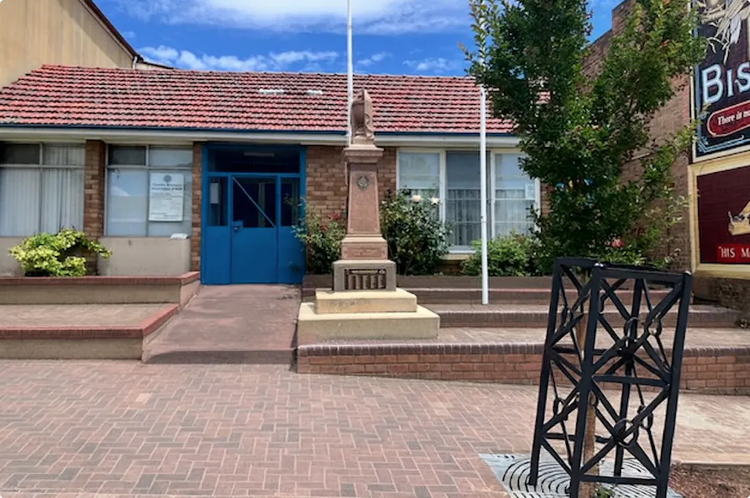 Portland War Memorial | Lets Talk Seven Valleys