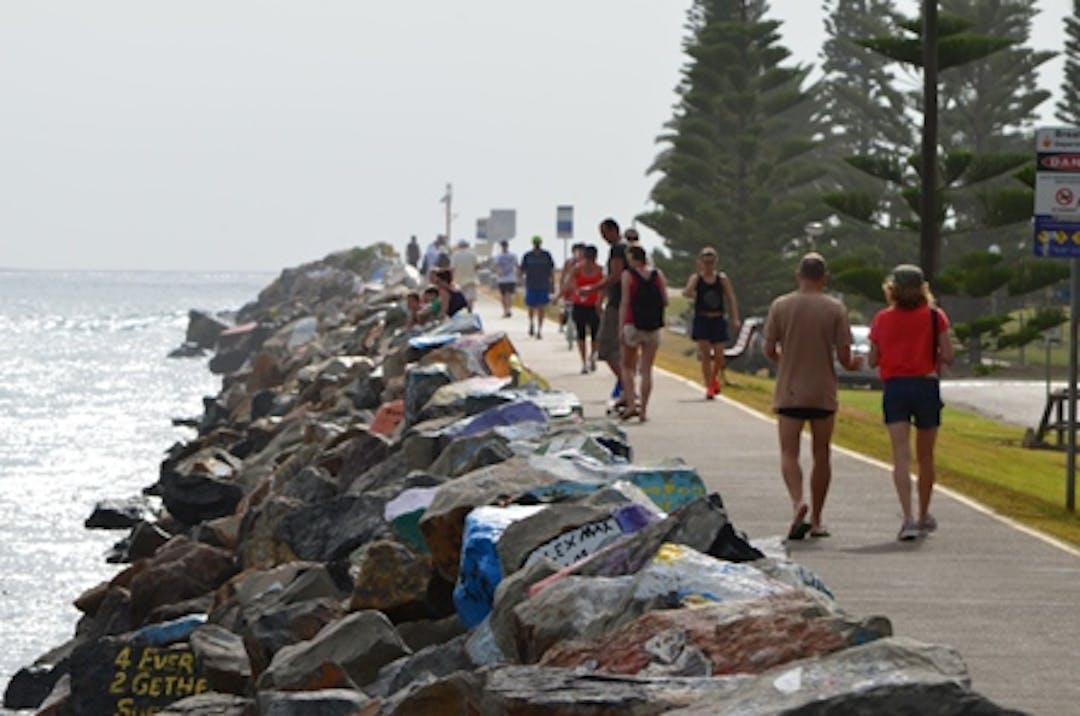 Breakwall upgrade: A wider more accessible Breakwall | Port Macquarie ...